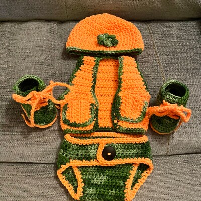 CROCHET PATTERN / Baby Fireman Outfit / 0-12 Months Pattern / - Etsy