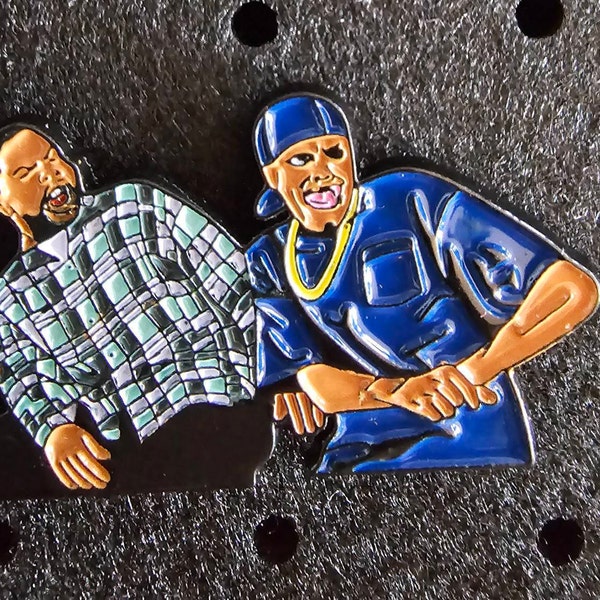 Mia 90s Retro Soft Enamel Pin, Soft Enamel Pin, Pop Culture Pins ...