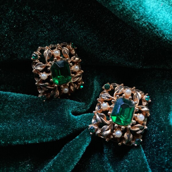 GORGEOUS Vintage Madeira Linen Tablecloth, Cutwork and Hand Embroidered ...