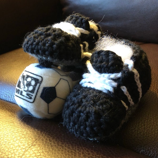 Soccer Cleat Baby Booties PDF Crochet Pattern,4 Sizes,0-12mo,diy,pdf ...
