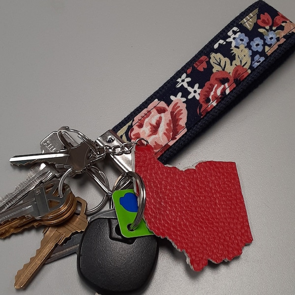 Blue Rose Print Floral Key Fob- Fabric Key Fob- Navy Key Fob- Blue ...