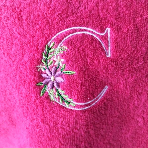 MIRA K-pop Embroidery Design, Korean Idol Fan Art Pattern, Cute K-pop ...