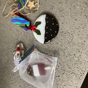 Christmas Tree Fused Glass Decoration With 2 Robins - Etsy UK