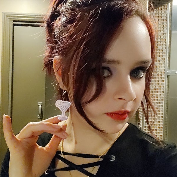 Lydia Deetz, Beetlejuice, Keychain, Halloween Gifts, Tarot Card, Movie ...