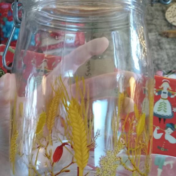 Discontinued - Oneida Stainless Stainless Flatware - ELAN - Lot of 34 ...