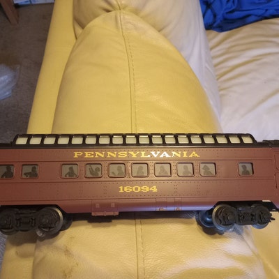 Avon Lionel Classic Train Collection Blue Comet, 381E Locomotive and ...