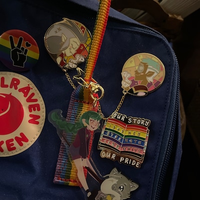 Simon and Betty Keychain Preorder - Etsy