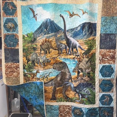 Flea Market Table Runner Kit by Lori Holt of Bee in My Bonnet - Etsy