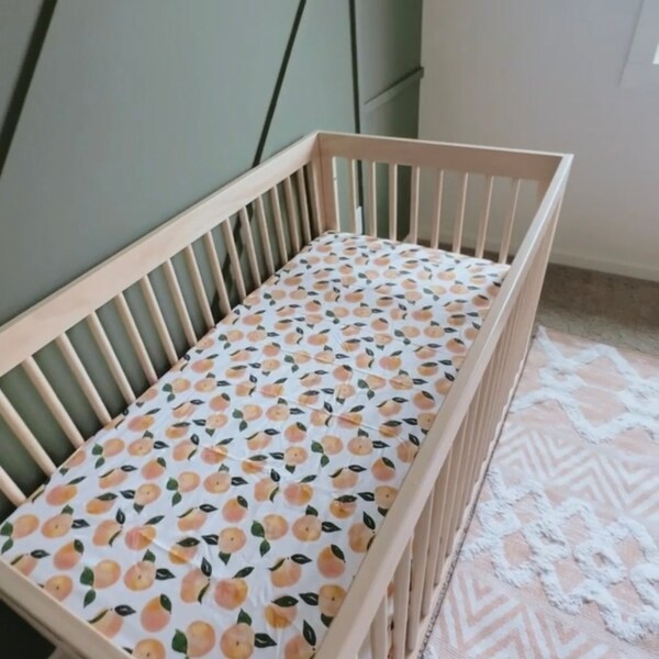 Vintage Airplanes Crib Sheet, Biplanes Crib Sheet, Retro Airplanes ...