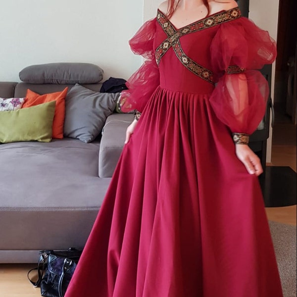 Red Forestyne Dress - Renaissance Medieval Fantasy Dress, LARP, Cosplay ...