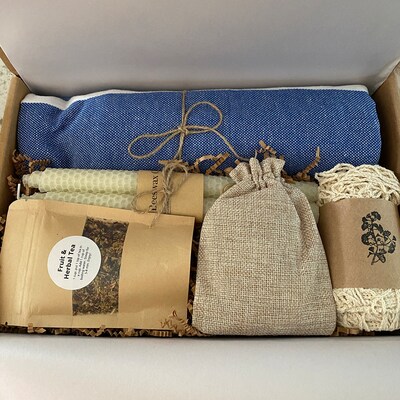 Classy Gift Basket for Women Cozy Gift Box With Blanket - Etsy