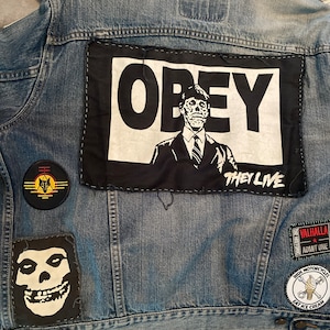 Red Rising Embroidered Patches, Gold and Red Sigil, Embroidered, House ...