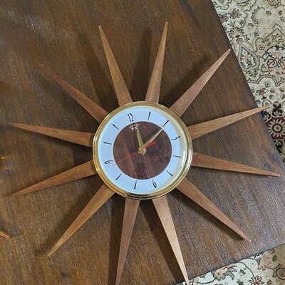 Colour Etched Trianguloid Lucite Formica Caravan Wall Clock From Royale ...