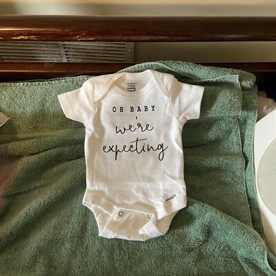 QUICK SHIP Oh Baby We're Expecting Onesie™ Pregnancy Announcement Baby ...