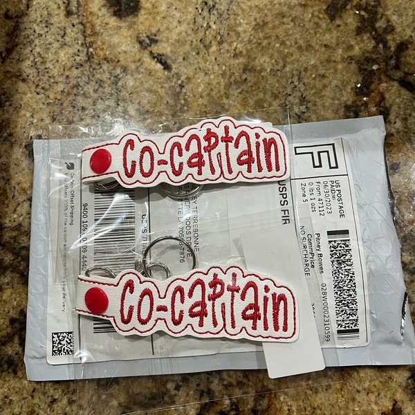 Captain Cheerleader Name Tag Keychain, Captains Keychain, Cheer ...