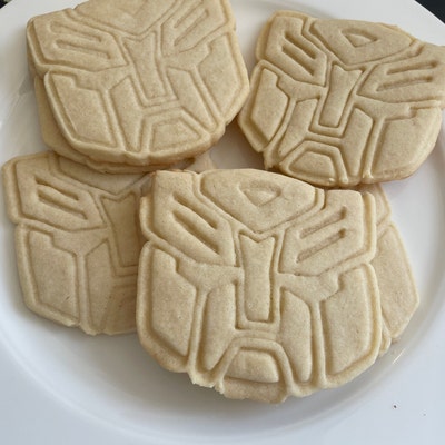 Suspicious Crewmate Astronaut Cookie Cutter 2-piece - Etsy