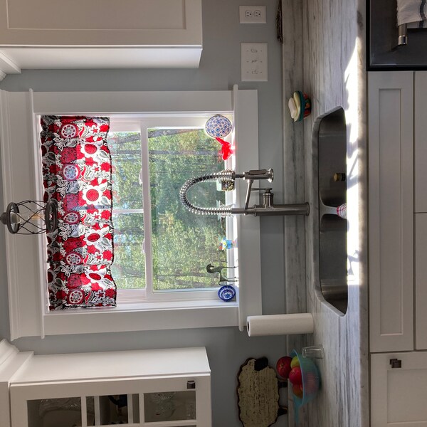 Red Bandana Valance: Western Farmhouse Decor (40”wx14"l) - Etsy