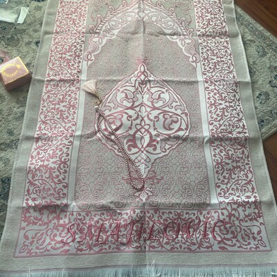 Pink Color Personalized Prayer Mat, Eid Gifts, Islamic Gift Set, Prayer Mat Set, Islamic Wedding ...