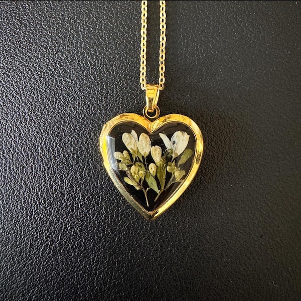 Handmade Pressed Flower Lily Heart Locket Necklace Floral Locket With ...