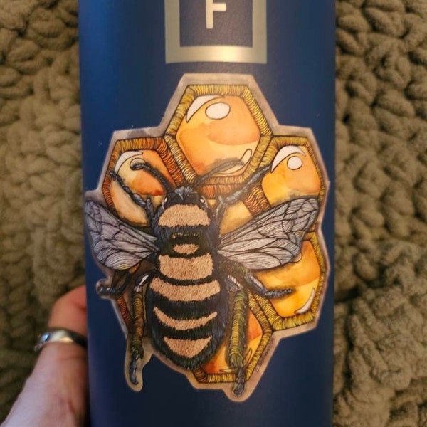 4 Inch Vinyl Bee Sticker - Etsy