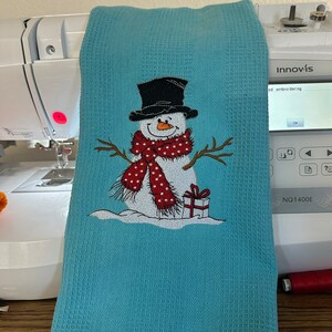 Snowman Embroidery Design, Christmas Embroidery File, 4 Sizes, Instant ...