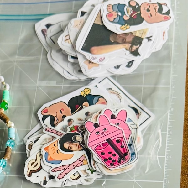 Friends Stickers Digital 300 Png - Chandler Bing - Monica Geller- Joey ...