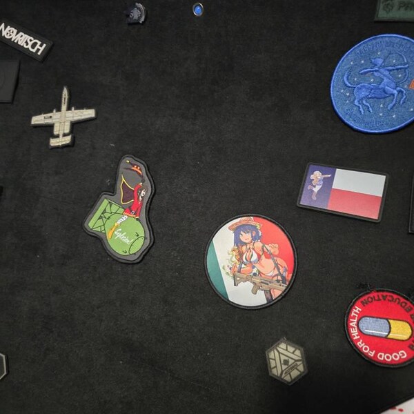 ISAF Mobius Squadron F-22 Keychain - Etsy