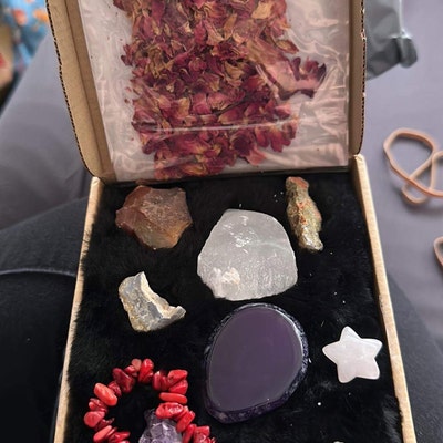 Glow Geode Magic Crystal Raw Geode Raw Crystal Glow in Dark - Etsy UK