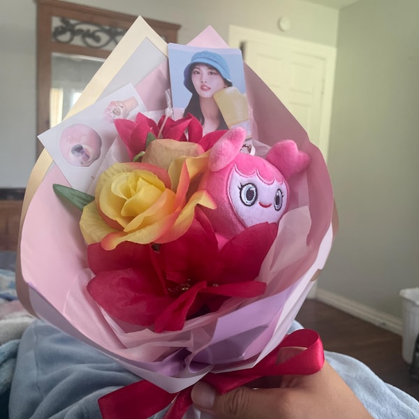 TWICE Lovelyz Plush Flower Bouquet KPOP - Etsy