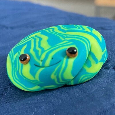 PRE-ORDER Frosted Sugar Cookie Frog Handmade Polymer Clay Frog Figurine ...