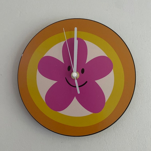Pink Smiling Daisy - Wall Clock - Etsy
