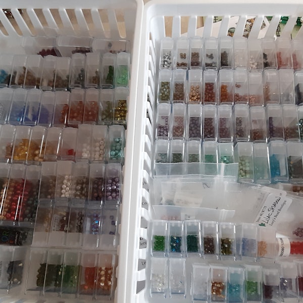 Flip Top Bead Boxes >> Small Bead Storage, Seed Bead Organizer, Clear ...