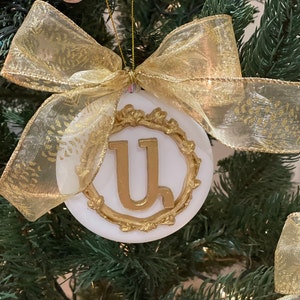 Follow Alice Silicone Mold 5 X 8 Inch Wonderland Tea Set Watch for ...