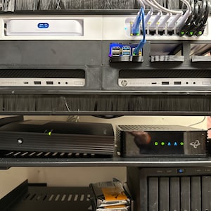 Ubiquiti Unifi Switch 8 150W Center Rack Mount - Etsy