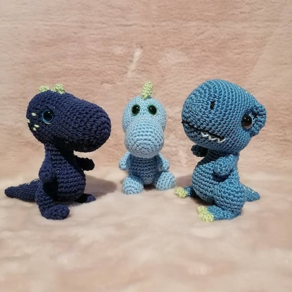 PATTERN: Viktor the Velociraptor - Crochet Raptor Pattern - Amigurumi ...