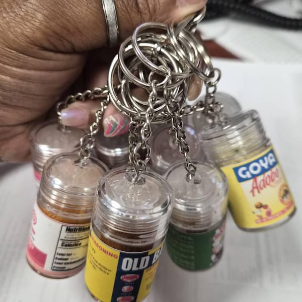 Mini Seasoning Keychain Travel Seasoning Keychains Mini Shaker ...