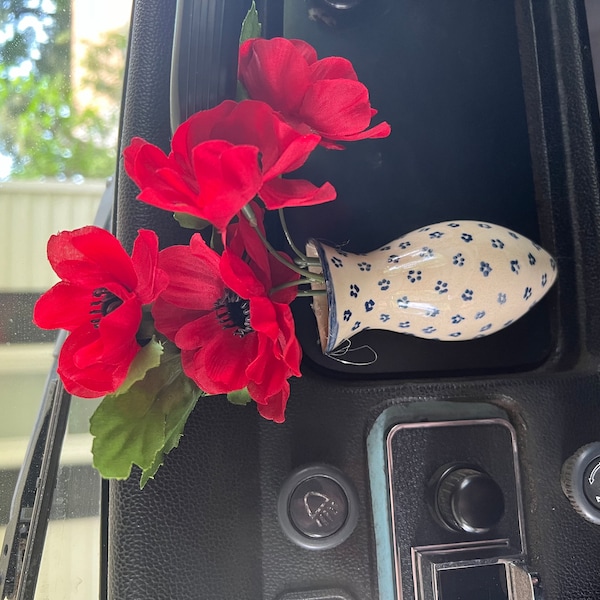 Retro Style, Handcrafted Elegance: Meet the VW Beetle Vases. Car Vase ...