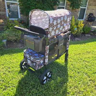 Tablet & Phone Holder Stroller Wagon on the Go Kid Shows Working Out ...