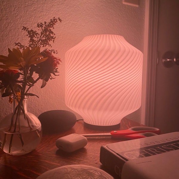 Sharp Lamp - 3D Printed Aesthetic Table Lamp - Cozy Bedroom/living Room ...