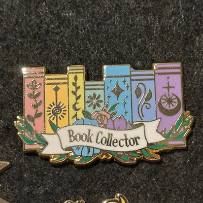 Rainbow Bookshelf Sliding Enamel Pin Book Lover Bibliophile - Etsy
