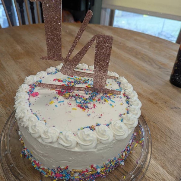 Male Runner Birthday Cake Topper, Custom Running Man Cake Topper ...