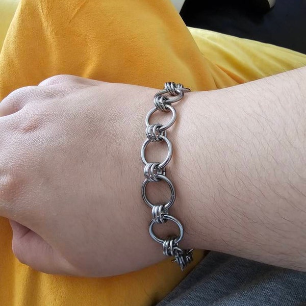 Daisy Chain Carabiner Keyring Chainmail Stainless Steel Hand Made Chain ...