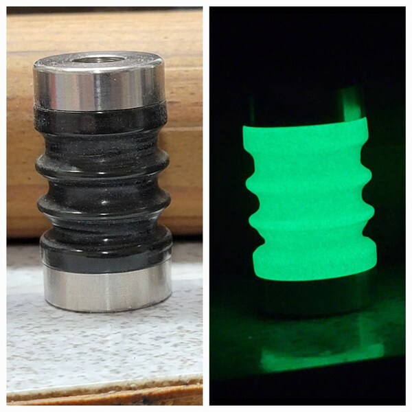 Hyperglow INVISIBLE GREEN Glow in the Dark Rods Skur Composites ...