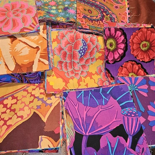 SUSAN WINGET Blue Car With Trunk Packed With Picnic Supplies 100 per ...