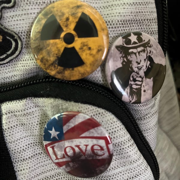 The Last of Us Ellie Backpack Cosplay Pin Button Badge - Etsy