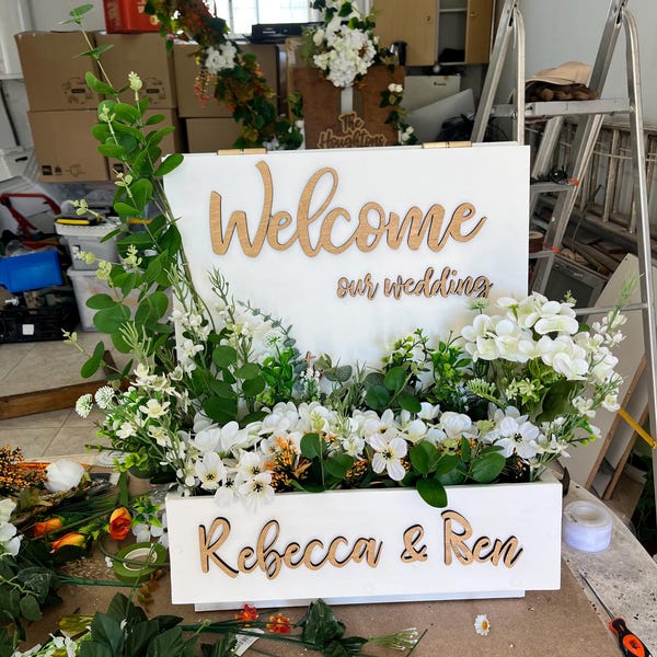 Flower Box Welcome Sign, Personalized Wedding Welcome Sign, Custom ...