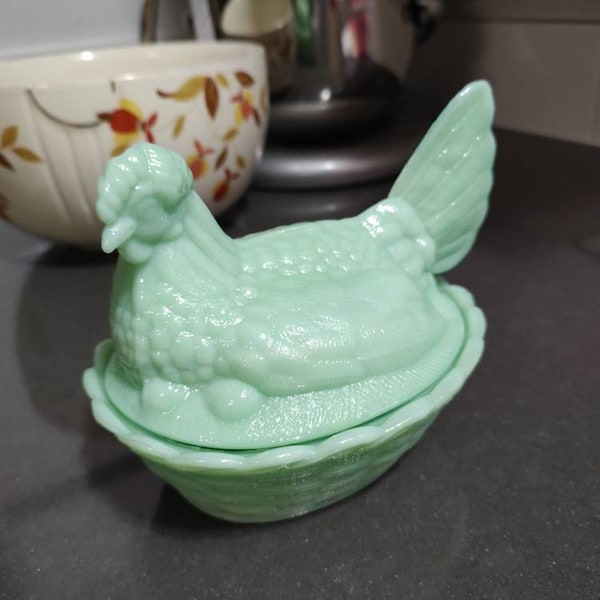 Jadeite Depression Style Glass Nesting Chicken Hen on Nest Candy Dish W ...