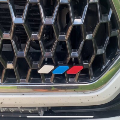 2 Pack Barbie Pink Crystal Bling License Plate Frames With Screw Cap ...