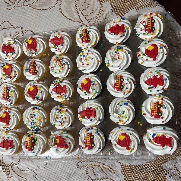 TWELVE Firefighter Royal Icing Edible Decorations, Fireman Cake/cupcake ...