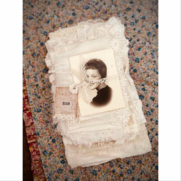 X-5 Pack Vintage Antique Handkerchiefs - Etsy